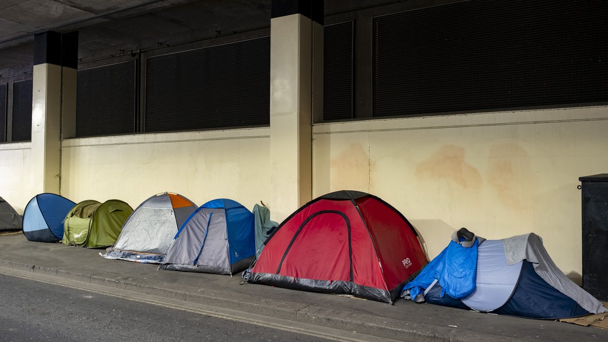 Should the police have a role in preventing homelessness? | The British ...