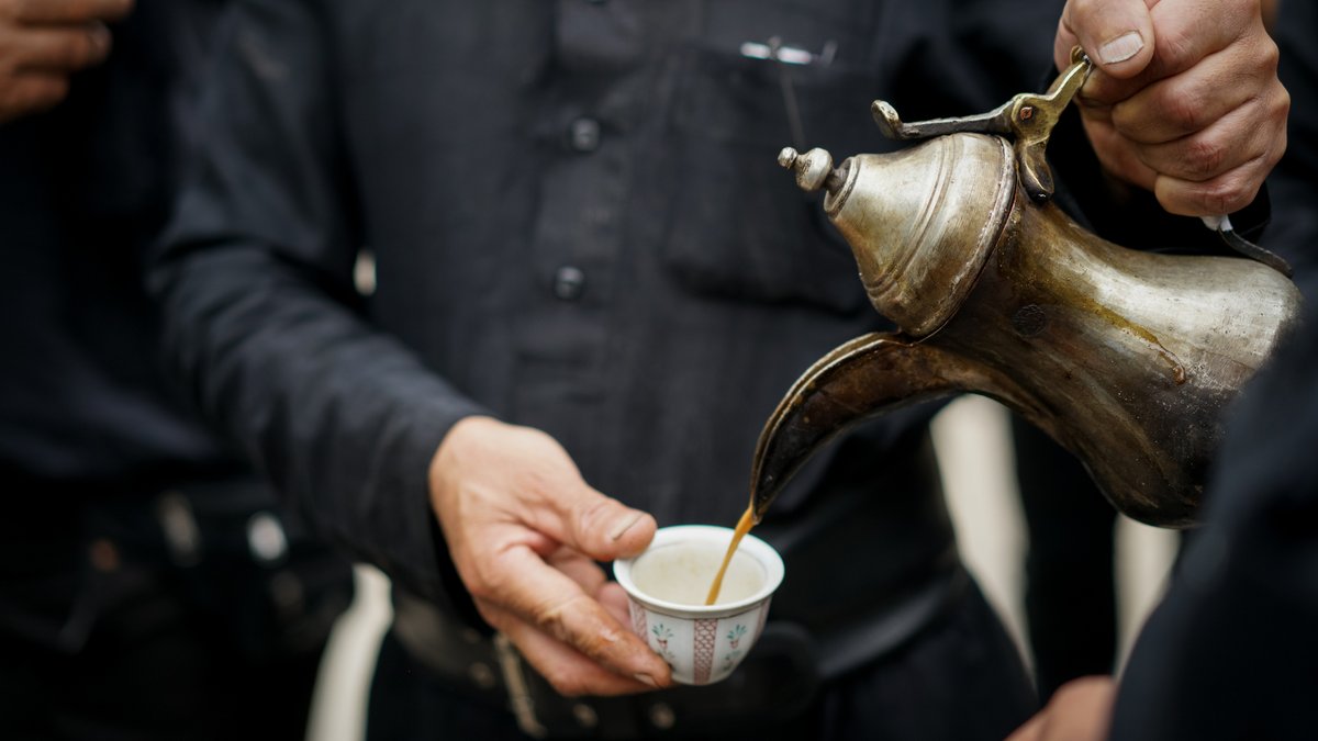Coffee as connection – tradition, controversy and literary ...