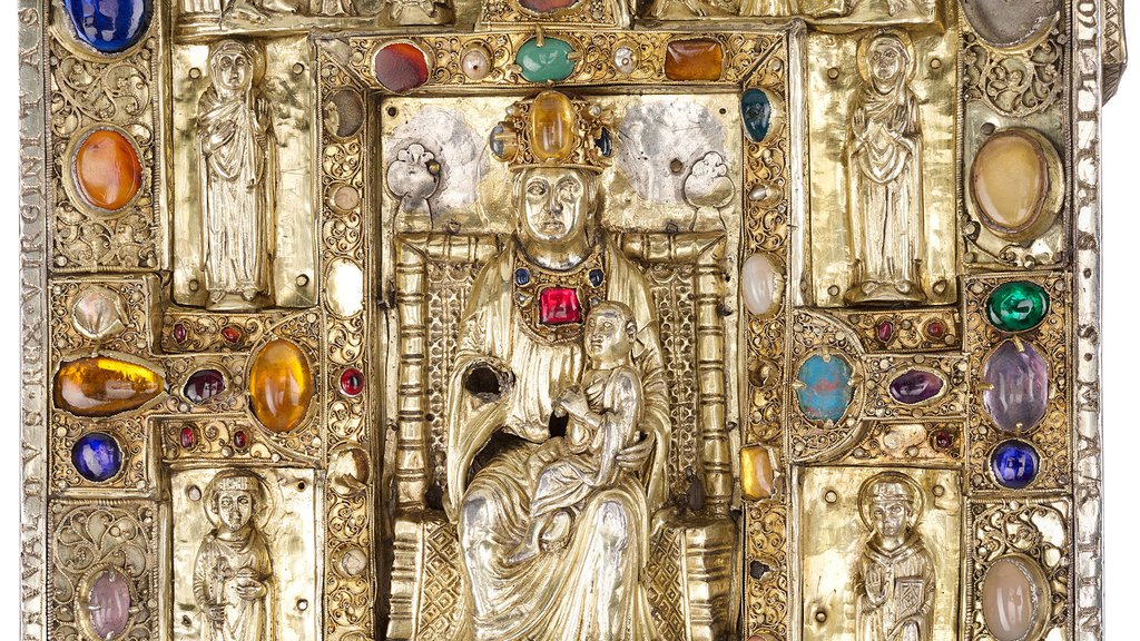 How did cults of saints spread across the medieval Christian world ...