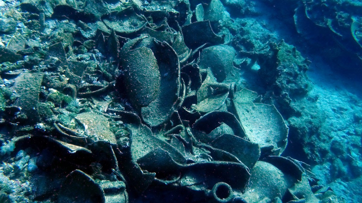 Surveying Mediterranean shipwrecks to understand ancient Greek maritime ...
