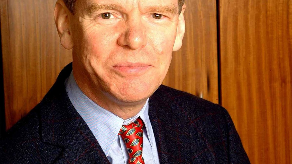 Professor Peter Neary FBA | The British Academy